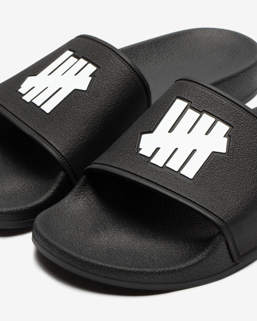 Undefeated 5 Strike Slide Black – Pure Soles PH